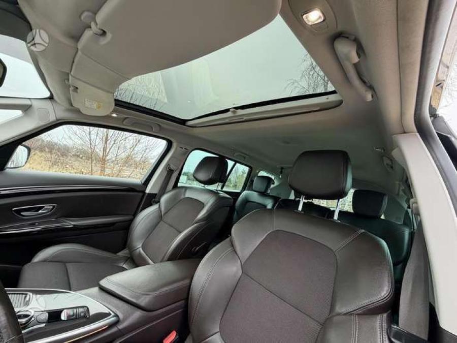 Renault Espace 2015 in Siauliai, with an engine capacity of 1.60 L and mileage of 219 thousand km for 9999 €, photo 27 on AUTOMOTO.COM.LV