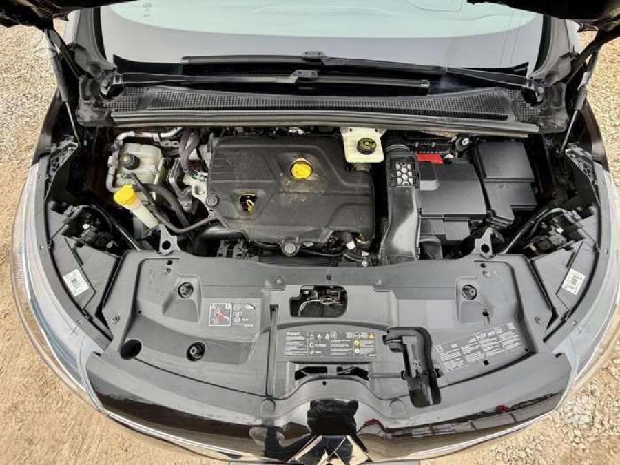 Renault Espace 2015 in Siauliai, with an engine capacity of 1.60 L and mileage of 219 thousand km for 9999 €, photo 41 on AUTOMOTO.COM.LV