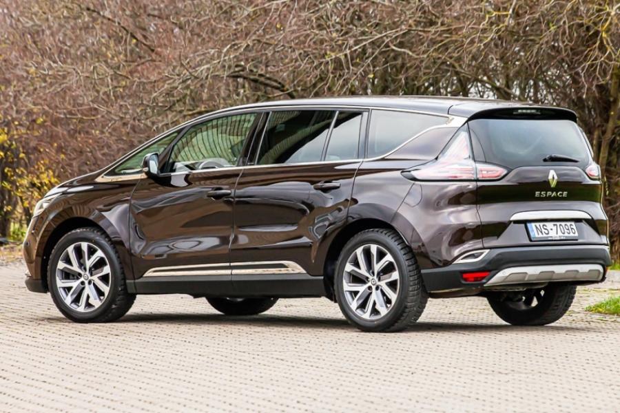 Renault Espace 2015 in Riga, with an engine capacity of 1.60 L and mileage of 229 thousand km for 11950 €, photo 28 on AUTOMOTO.COM.LV