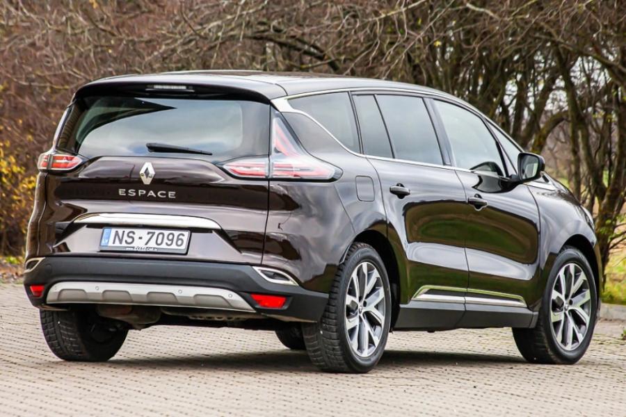 Renault Espace 2015 in Riga, with an engine capacity of 1.60 L and mileage of 229 thousand km for 11950 €, photo 31 on AUTOMOTO.COM.LV