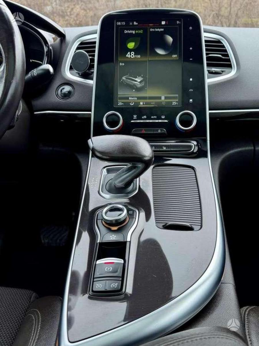 Renault Espace 2015 in Siauliai, with an engine capacity of 1.60 L and mileage of 219 thousand km for 9999 €, photo 36 on AUTOMOTO.COM.LV