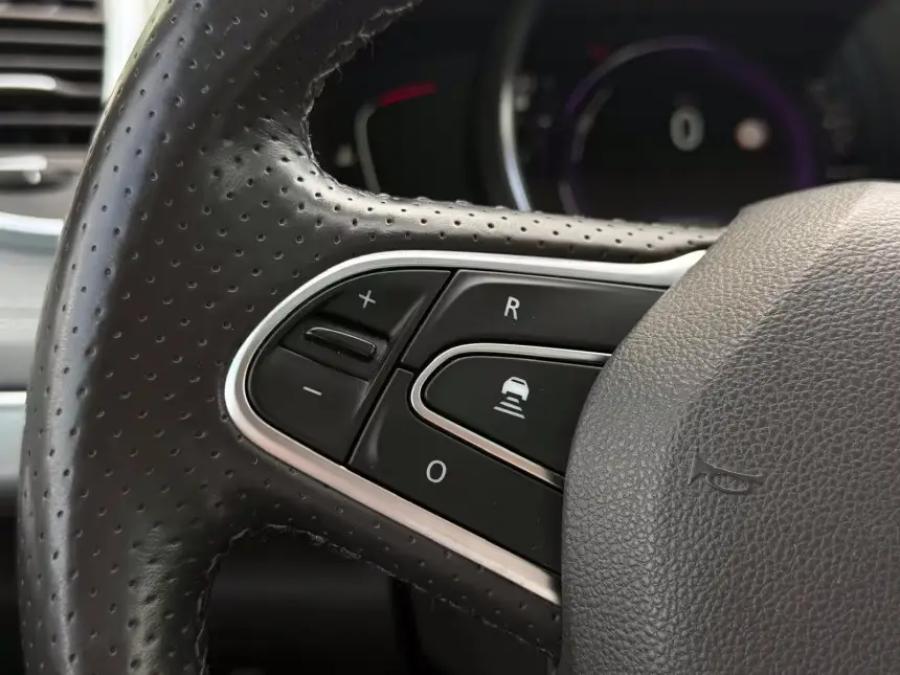 Renault Espace 2016 Jelgava, ar dzinēja tilpumu 1.60 L un nobraukumu 250 tūkst. km par 11400 €, foto 26 vietnē AUTOMOTO.COM.LV