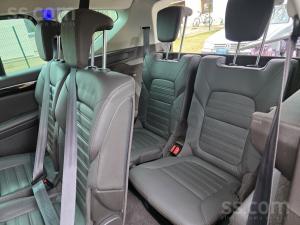 Renault Espace 2017 in Riga, with an engine capacity of 1.60 L and mileage of 248 thousand km for 9100 €, photo 11 on AUTOMOTO.COM.LV