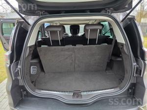 Renault Espace 2017 in Riga, with an engine capacity of 1.60 L and mileage of 248 thousand km for 9100 €, photo 12 on AUTOMOTO.COM.LV