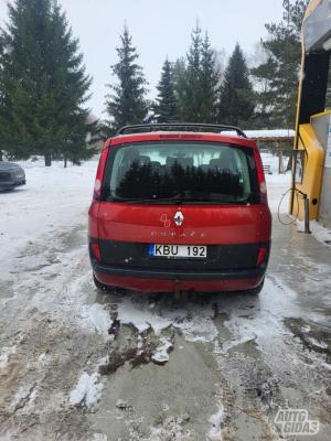 Sarkans Renault Espace 2003 Jurbarkas, ar dzinēja tilpumu 2.00 L un nobraukumu 332 tūkst. km par 2950 €, foto 3 vietnē AUTOMOTO.COM.LV