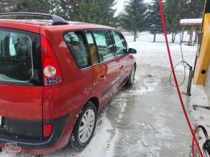 Sarkans Renault Espace 2003 Jurbarkas, ar dzinēja tilpumu 2.00 L un nobraukumu 332 tūkst. km par 2950 €, foto 4 vietnē AUTOMOTO.COM.LV