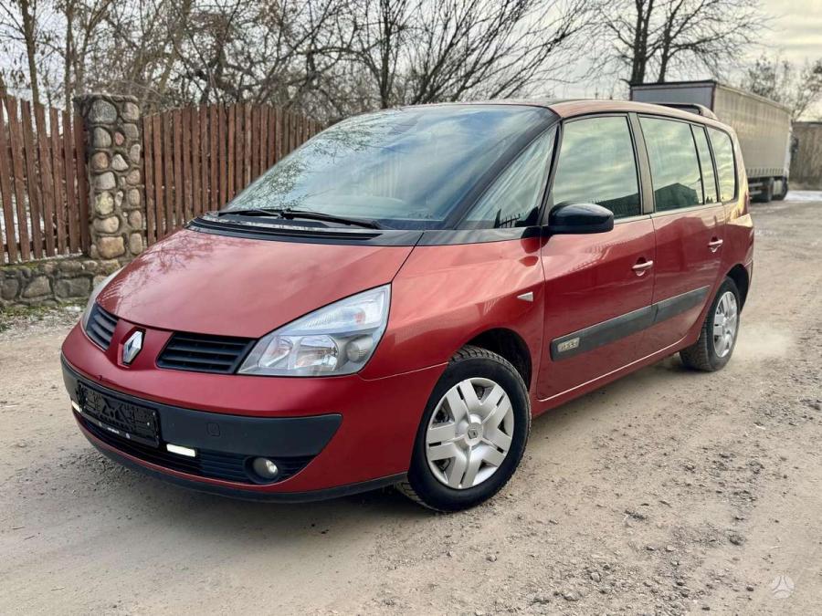 Sarkans Renault Espace 2005 Viļņa, ar dzinēja tilpumu 1.87 L un nobraukumu 235 tūkst. km par 1400 €, foto 1 vietnē AUTOMOTO.COM.LV