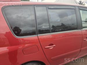 Красный Рено Эспейс 2006 в Елгава, объемом двигателя 1.90 л и пробегом 305 тыс. км за 1500 €, фото 5 на AUTOMOTO.COM.LV
