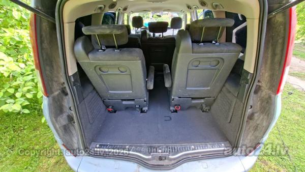 Renault Espace 2008 Rakvere, ar dzinēja tilpumu 2.00 L un nobraukumu 367 tūkst. km par 2950 €, foto 8 vietnē AUTOMOTO.COM.LV