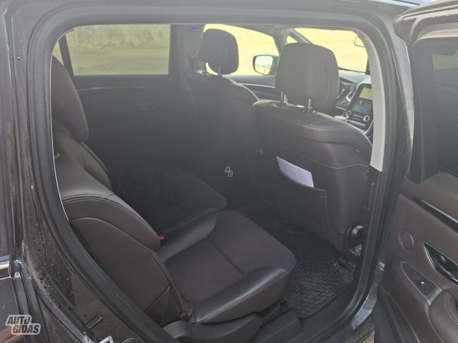 Renault Espace 2015 in Mazeikiai, with an engine capacity of 1.60 L and mileage of 253 thousand km for 8900 €, photo 11 on AUTOMOTO.COM.LV