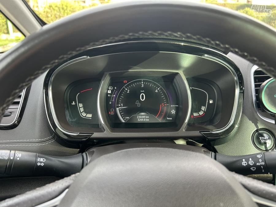Violet Renault Espace 2016 in Vilnius, with an engine capacity of 1.60 L and mileage of 240 thousand km for 15000 €, photo 8 on AUTOMOTO.COM.LV
