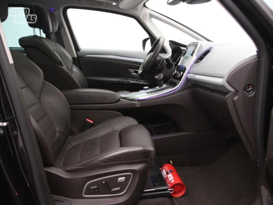 Violets Renault Espace 2015 Viļņa, ar dzinēja tilpumu 1.60 L un nobraukumu 177 tūkst. km par 12499 €, foto 15 vietnē AUTOMOTO.COM.LV