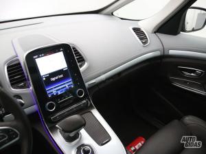 Violets Renault Espace 2015 Viļņa, ar dzinēja tilpumu 1.60 L un nobraukumu 177 tūkst. km par 12499 €, foto 23 vietnē AUTOMOTO.COM.LV