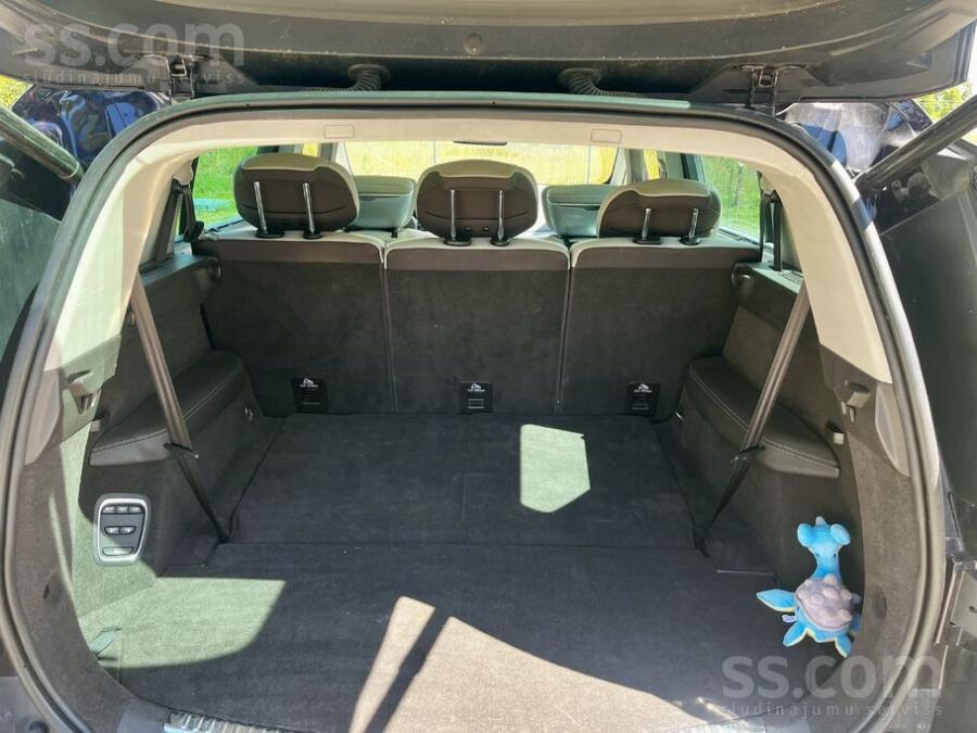 Violet Renault Espace 2015 in Liepaja, with an engine capacity of 1.60 L and mileage of 223 thousand km for 10300 €, photo 12 on AUTOMOTO.COM.LV