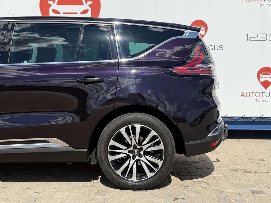 Violets Renault Espace 2015 Tauragė, ar dzinēja tilpumu 1.60 L un nobraukumu 187 tūkst. km par 8400 €, foto 17 vietnē AUTOMOTO.COM.LV