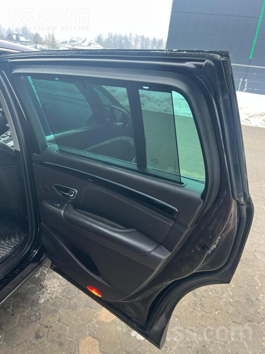 Violet Renault Espace 2016 in Riga, with an engine capacity of 1.60 L and mileage of 166 thousand km for 11950 €, photo 10 on AUTOMOTO.COM.LV