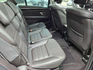 Violet Renault Espace 2016 in Vilnius, with an engine capacity of 1.60 L and mileage of 300 thousand km for 8900 €, photo 20 on AUTOMOTO.COM.LV