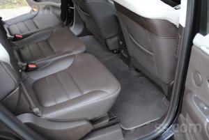 Violet Renault Espace 2016 in Riga, with an engine capacity of 1.60 L and mileage of 175 thousand km for 11990 €, photo 12 on AUTOMOTO.COM.LV