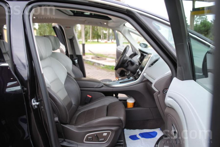 Violet Renault Espace 2016 in Riga, with an engine capacity of 1.60 L and mileage of 175 thousand km for 11990 €, photo 13 on AUTOMOTO.COM.LV