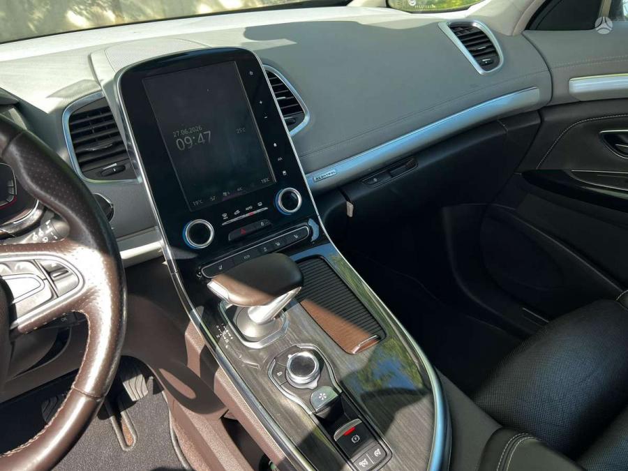 Violets Renault Espace 2016 Šauļi, ar dzinēja tilpumu 1.60 L un nobraukumu 370 tūkst. km par 7800 €, foto 10 vietnē AUTOMOTO.COM.LV