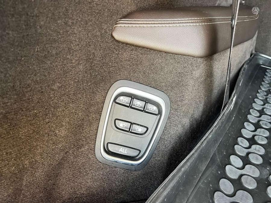 Violets Renault Espace 2016 Šauļi, ar dzinēja tilpumu 1.60 L un nobraukumu 370 tūkst. km par 7800 €, foto 23 vietnē AUTOMOTO.COM.LV