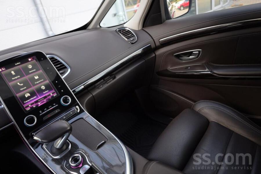 Violet Renault Espace 2016 in Riga, with an engine capacity of 1.60 L and mileage of 170 thousand km for 12995 €, photo 11 on AUTOMOTO.COM.LV