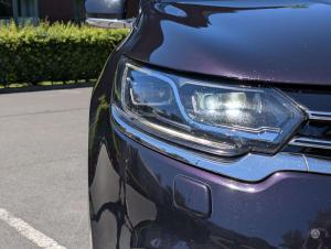 Violet Renault Espace 2017 in Kaunas, with an engine capacity of 1.62 L and mileage of 273 thousand km for 14917 €, photo 8 on AUTOMOTO.COM.LV