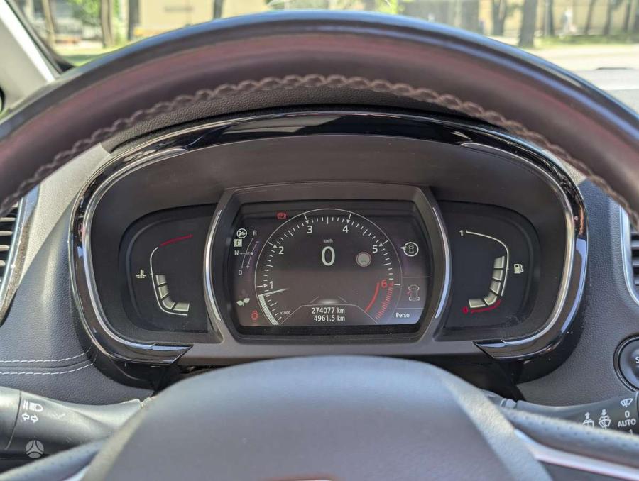 Violet Renault Espace 2017 in Kaunas, with an engine capacity of 1.62 L and mileage of 273 thousand km for 14917 €, photo 19 on AUTOMOTO.COM.LV