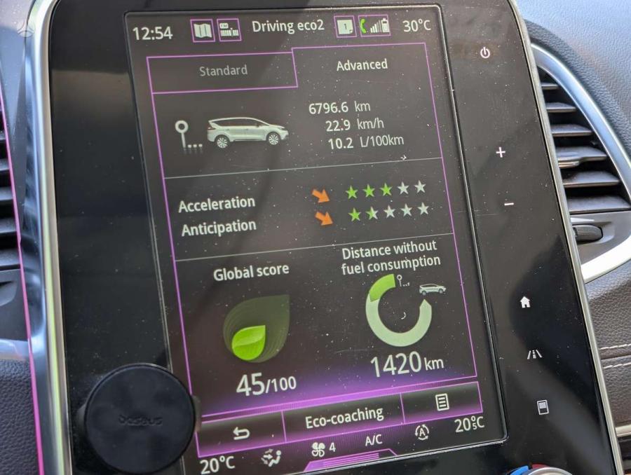 Violet Renault Espace 2017 in Kaunas, with an engine capacity of 1.62 L and mileage of 273 thousand km for 14917 €, photo 29 on AUTOMOTO.COM.LV