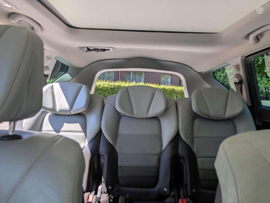 Violet Renault Espace 2017 in Kaunas, with an engine capacity of 1.62 L and mileage of 273 thousand km for 14917 €, photo 35 on AUTOMOTO.COM.LV