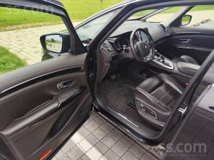 Violet Renault Espace 2018 in Riga, with an engine capacity of 1.60 L and mileage of 85 thousand km for 15200 €, photo 8 on AUTOMOTO.COM.LV