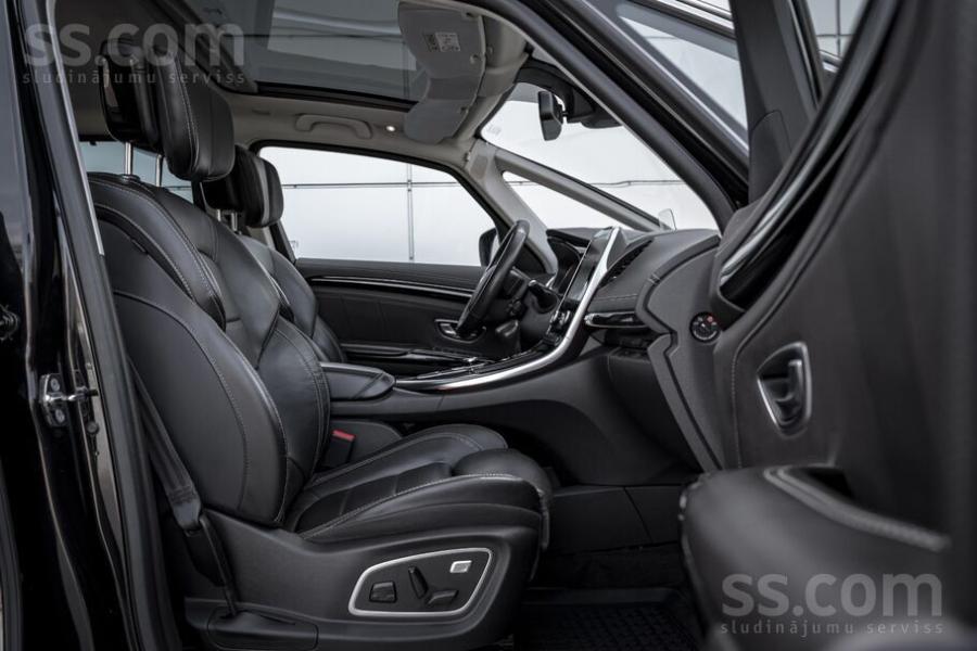 Violet Renault Espace 2018 in Riga, with an engine capacity of 1.60 L and mileage of 150 thousand km for 15500 €, photo 12 on AUTOMOTO.COM.LV