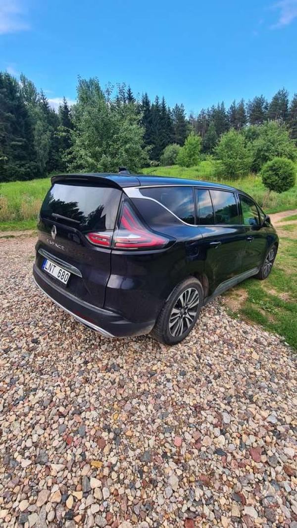 Violet Renault Espace 2021 in Vilnius, with an engine capacity of 2.00 L and mileage of 113 thousand km for 18400 €, photo 5 on AUTOMOTO.COM.LV