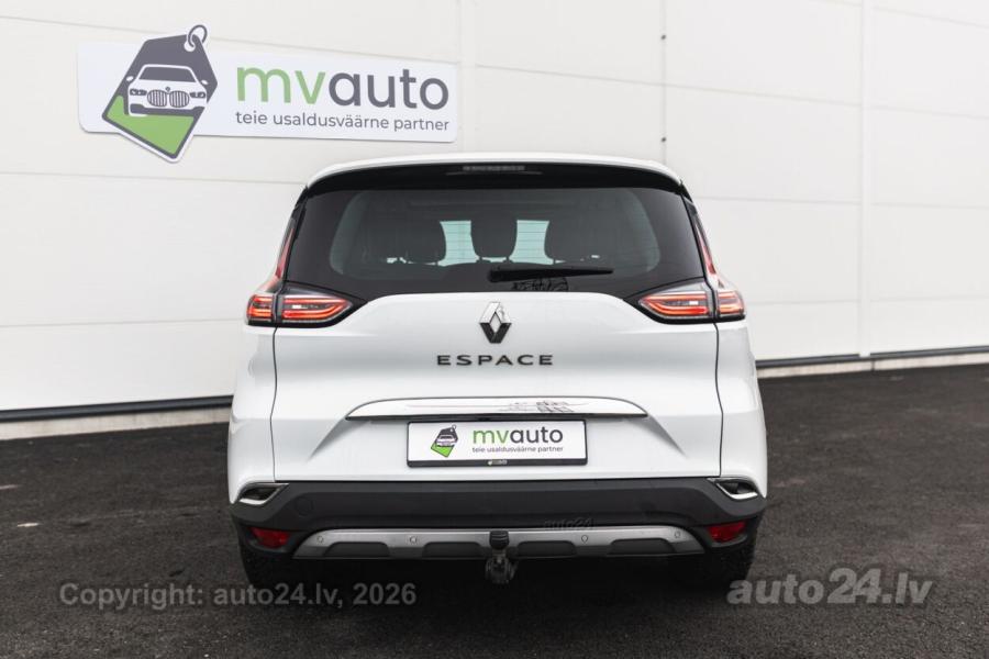 White Renault Espace 2017 in Tallinn, with an engine capacity of 1.60 L and mileage of 116 thousand km for 13990 €, photo 7 on AUTOMOTO.COM.LV