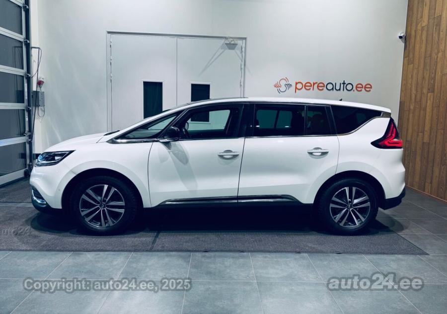 White Renault Espace 2018 in Parnu, with an engine capacity of 1.60 L and mileage of 110 thousand km for 14400 €, photo 10 on AUTOMOTO.COM.LV
