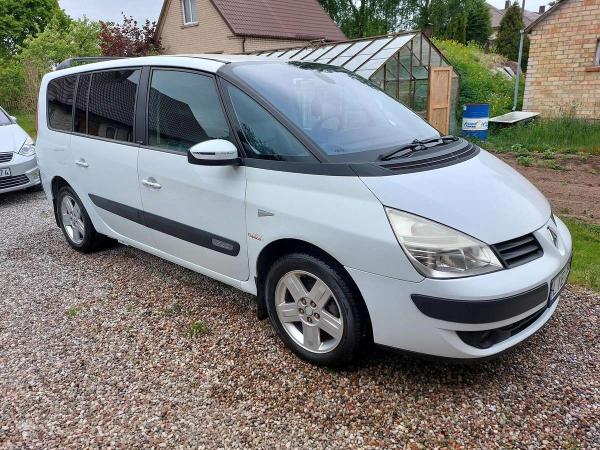 Balts Renault Espace 2006 Šauļi, ar dzinēja tilpumu 1.87 L un nobraukumu 320 tūkst. km par 800 €, foto 7 vietnē AUTOMOTO.COM.LV