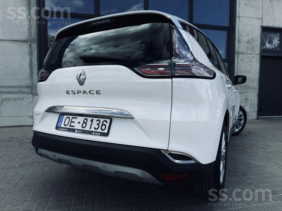 White Renault Espace 2015 in Cesis, with an engine capacity of 1.60 L and mileage of 0 thousand km for 10990 €, photo 5 on AUTOMOTO.COM.LV