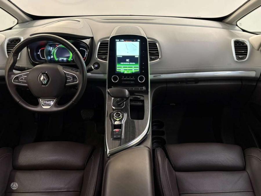 White Renault Espace 2015 in Marijampole, with an engine capacity of 1.60 L and mileage of 268 thousand km for 9999 €, photo 19 on AUTOMOTO.COM.LV