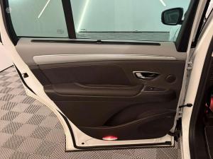 White Renault Espace 2015 in Marijampole, with an engine capacity of 1.60 L and mileage of 268 thousand km for 9999 €, photo 24 on AUTOMOTO.COM.LV