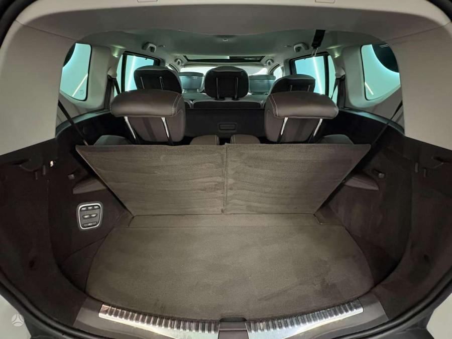 White Renault Espace 2015 in Marijampole, with an engine capacity of 1.60 L and mileage of 268 thousand km for 9999 €, photo 26 on AUTOMOTO.COM.LV