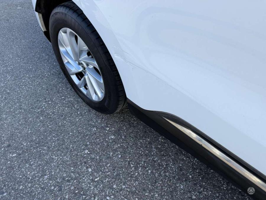 White Renault Espace 2015 in Kaunas, with an engine capacity of 1.60 L and mileage of 220 thousand km for 6150 €, photo 5 on AUTOMOTO.COM.LV