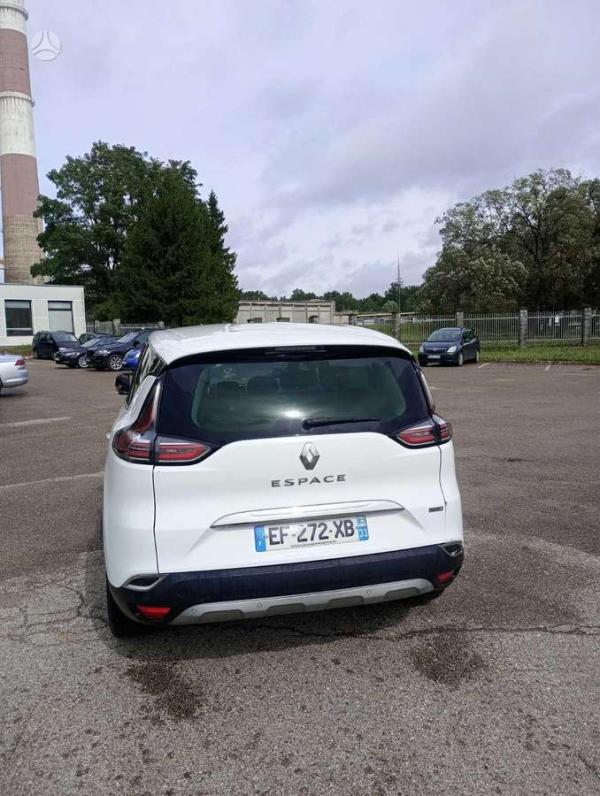 Рено Эспейс 2015 в Каунас на AUTOMOTO.COM.LV Белый Рено Эспейс 2015 в Каунас, объемом двигателя 1.60 л и пробегом 243 тыс. км за 6000 €, фото 7 на AUTOMOTO.COM.LV