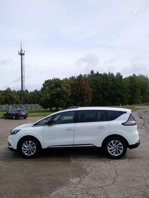 Рено Эспейс 2015 в Каунас на AUTOMOTO.COM.LV Белый Рено Эспейс 2015 в Каунас, объемом двигателя 1.60 л и пробегом 243 тыс. км за 6000 €, фото 8 на AUTOMOTO.COM.LV