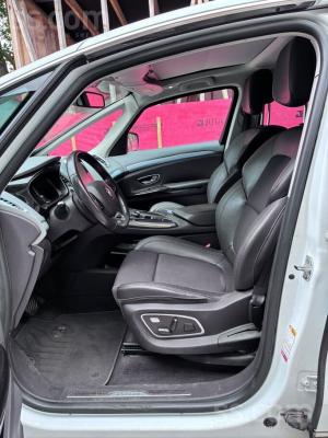 Balts Renault Espace 2015 Rīga, ar dzinēja tilpumu 1.60 L un nobraukumu 280 tūkst. km par 7900 €, foto 9 vietnē AUTOMOTO.COM.LV