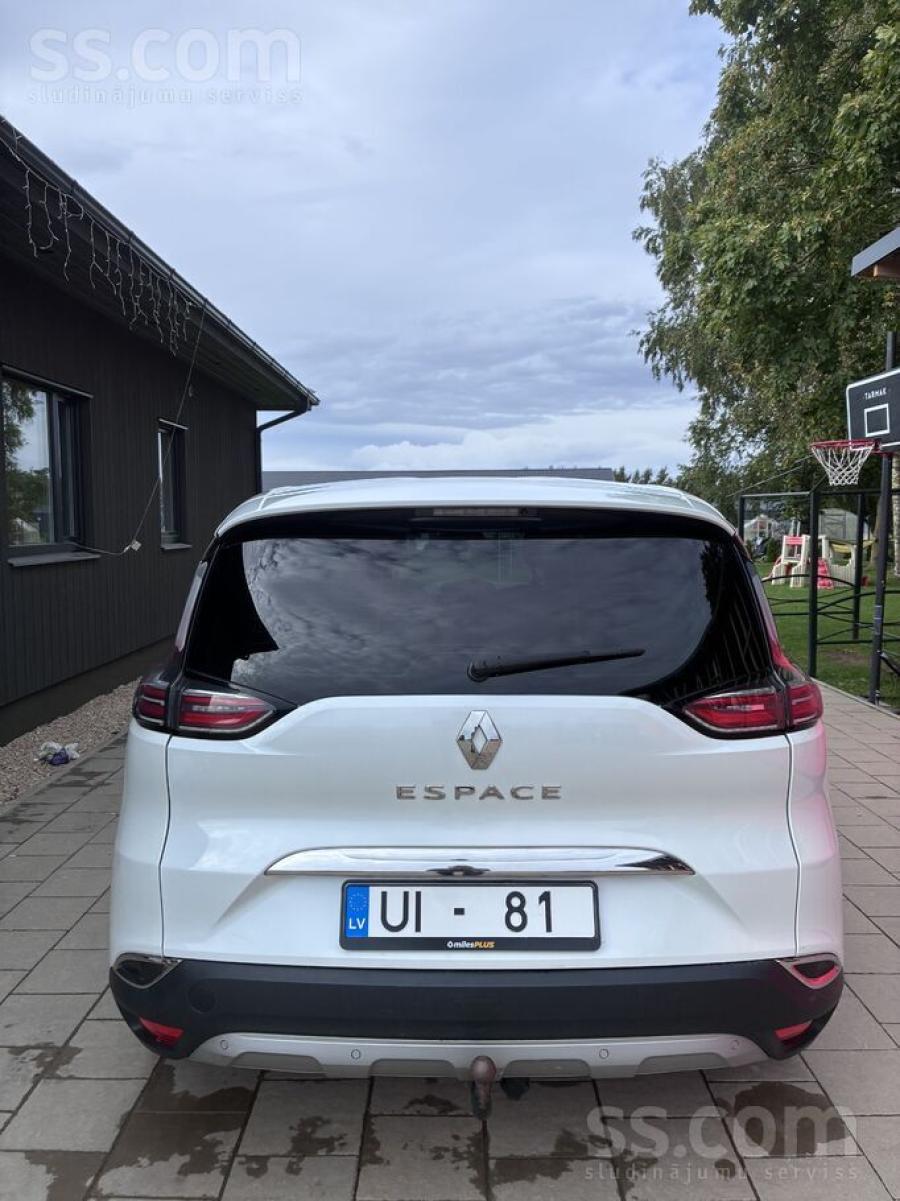 Balts Renault Espace 2015 Rīga, ar dzinēja tilpumu 1.60 L un nobraukumu 280 tūkst. km par 7900 €, foto 15 vietnē AUTOMOTO.COM.LV