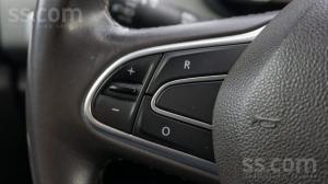 White Renault Espace 2016 in Riga, with an engine capacity of 1.60 L and mileage of 243 thousand km for 8890 €, photo 20 on AUTOMOTO.COM.LV