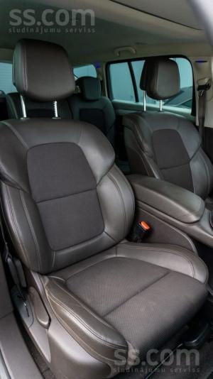 White Renault Espace 2016 in Riga, with an engine capacity of 1.60 L and mileage of 243 thousand km for 8890 €, photo 26 on AUTOMOTO.COM.LV