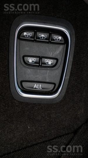 White Renault Espace 2016 in Riga, with an engine capacity of 1.60 L and mileage of 243 thousand km for 8890 €, photo 28 on AUTOMOTO.COM.LV