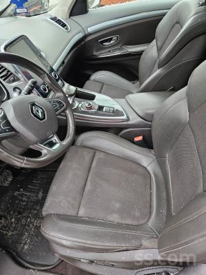 White Renault Espace 2016 in Riga, with an engine capacity of 1.60 L and mileage of 242 thousand km for 9950 €, photo 12 on AUTOMOTO.COM.LV
