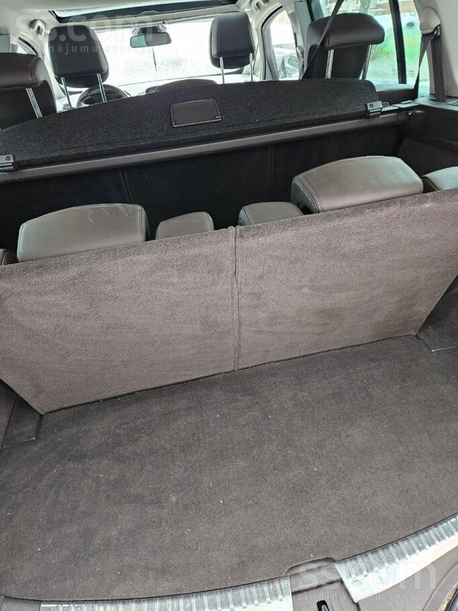 White Renault Espace 2016 in Riga, with an engine capacity of 1.60 L and mileage of 242 thousand km for 9950 €, photo 16 on AUTOMOTO.COM.LV